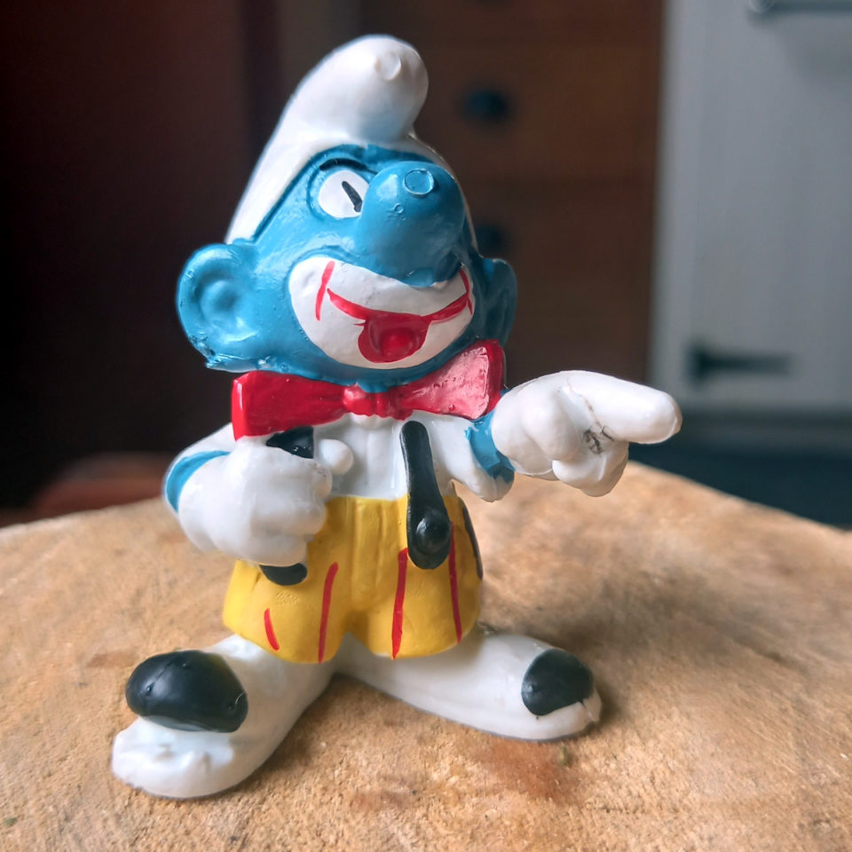 20033 Clown Smurf (Spassmacher Schlumpf) #2 - Willow Bank Heritage Village