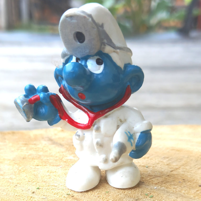 20037 Doctor Smurf with Blue Thermometer (Arzt Schlumpf) #1 - Willow ...
