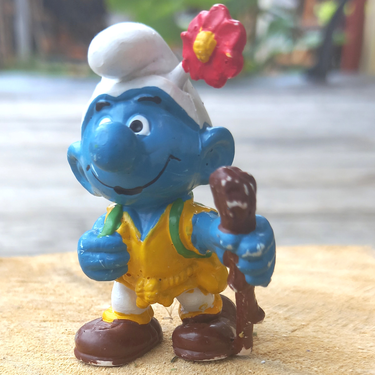 20008 Spy Smurf (Verschwörer Schlumpf) - Willow Bank Heritage Village