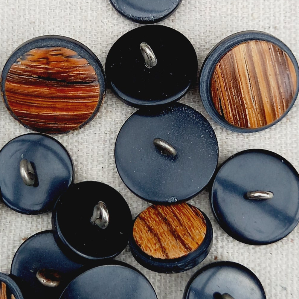 25mm Button Wooden with Shank 1980s NOS (BUT-056L) - Willow Bank ...